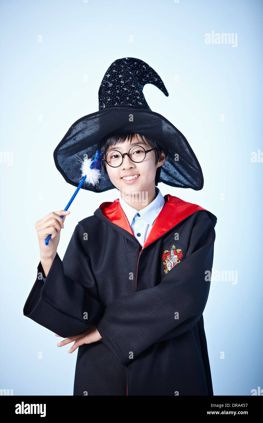 Wizard hat on head hi-res stock photography and images - Alamy