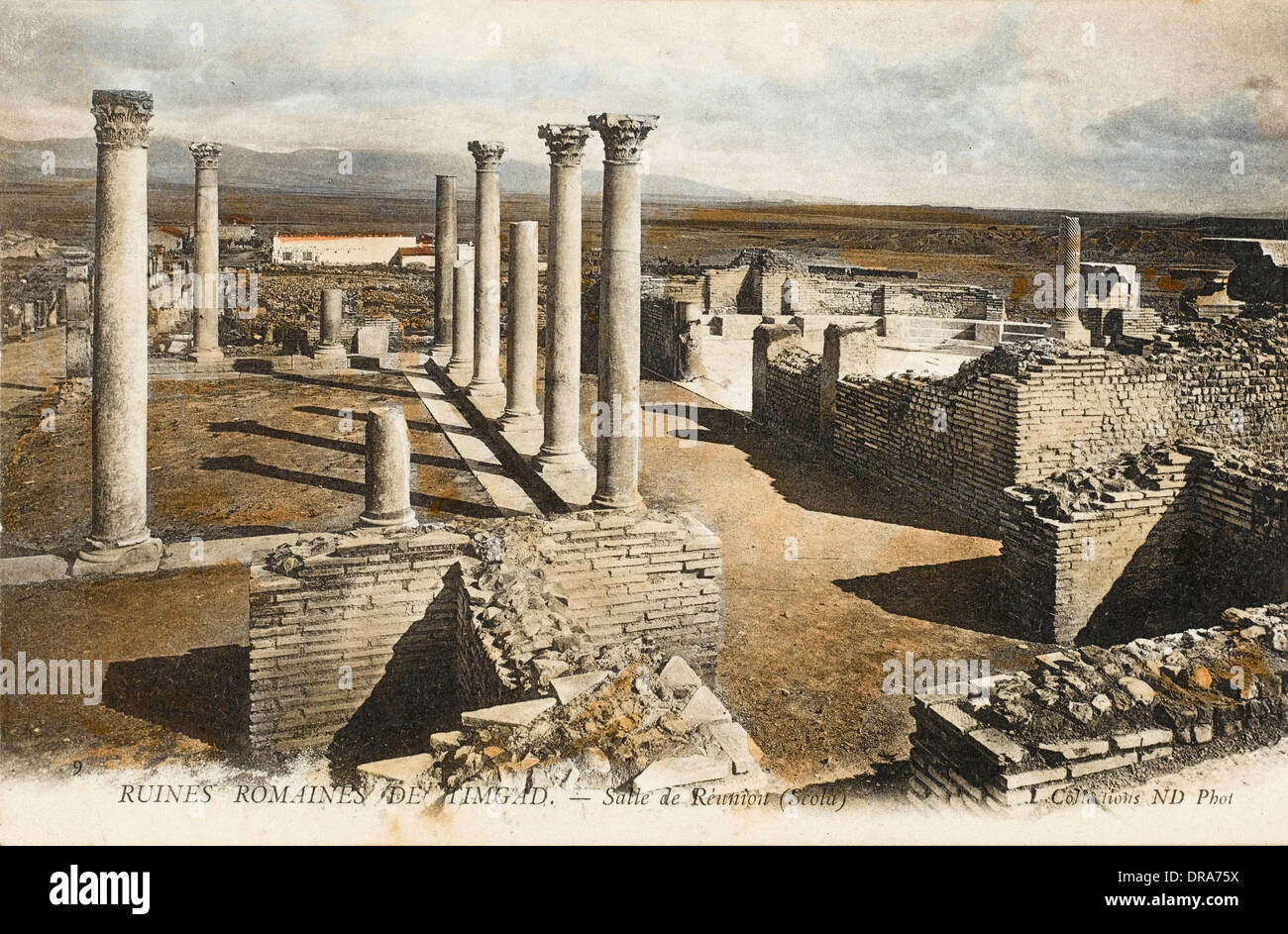 Timgad - Algeria - Roman Ruins Stock Photo - Alamy