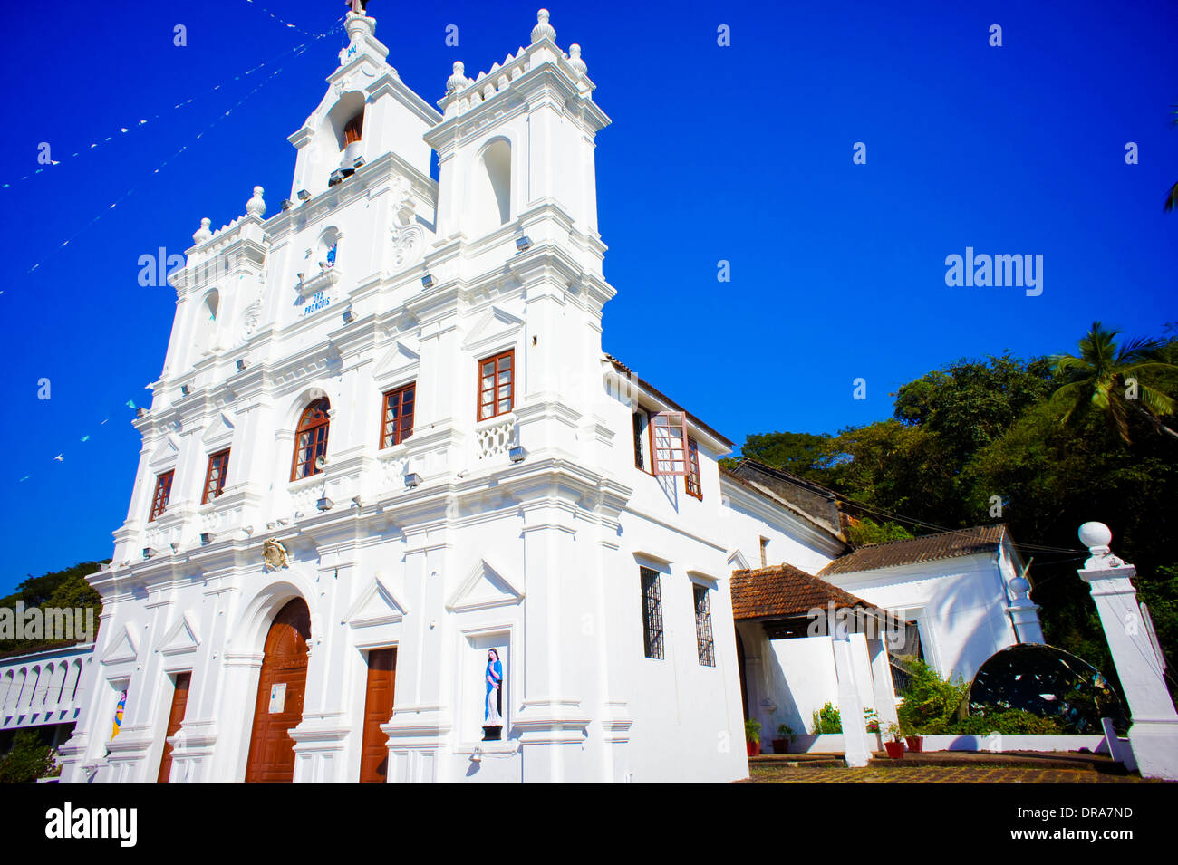 White church in Goa, India Stock Photo - Alamy