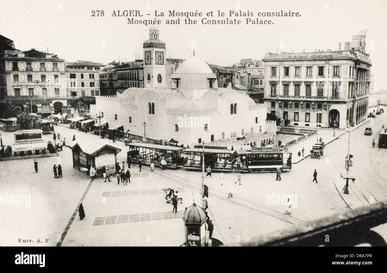 Algerian mosque hi-res stock photography and images - Alamy