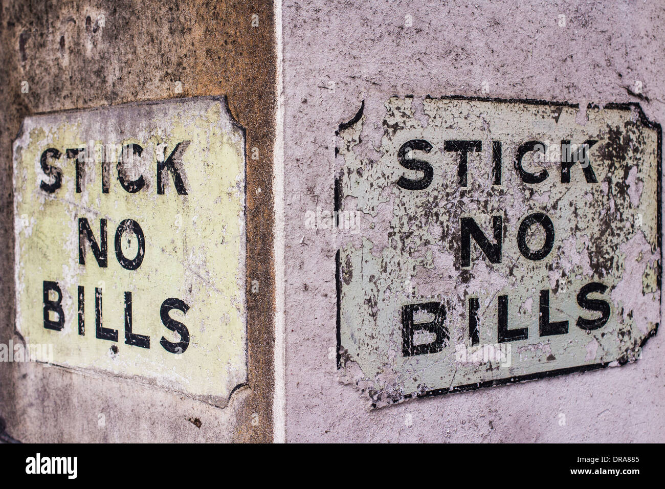 Sign stick hi-res stock photography and images - Alamy