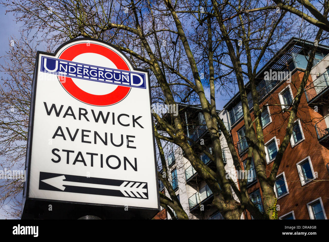 Warwick Avenue station sign on Edgware road - London Stock Photo - Alamy