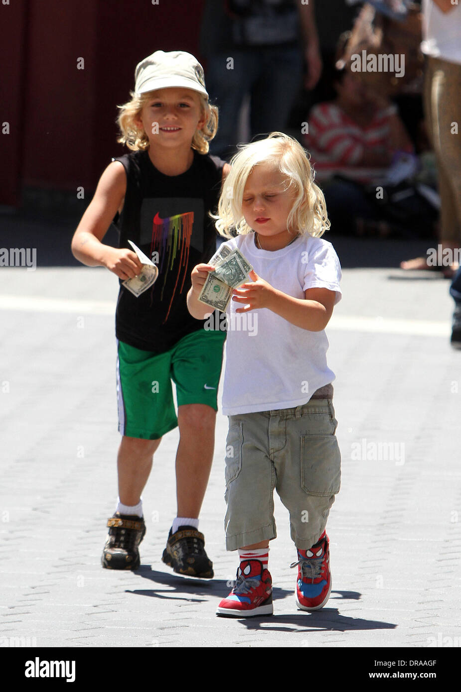 Zuma flash hi-res stock photography and images - Alamy