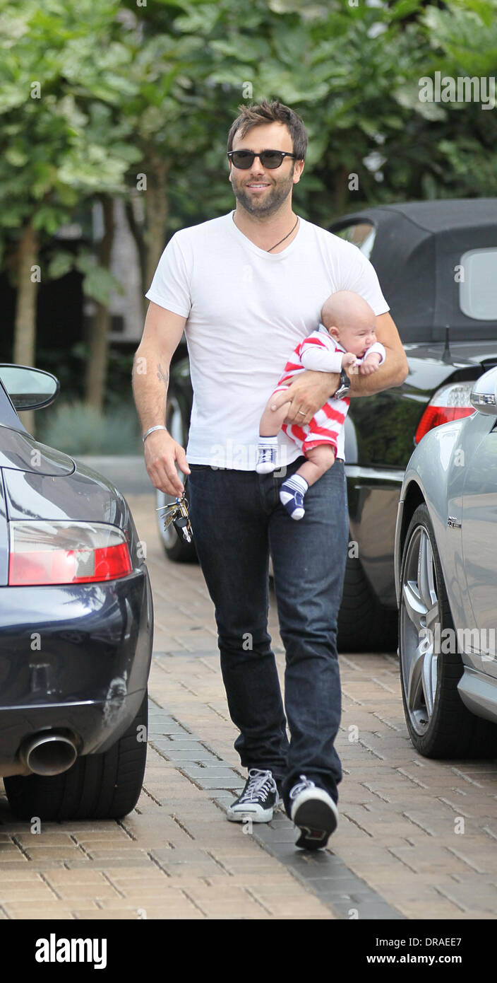 Jamie Mazur and his son Noah visit the Malibu Country Mart on theFourth ...