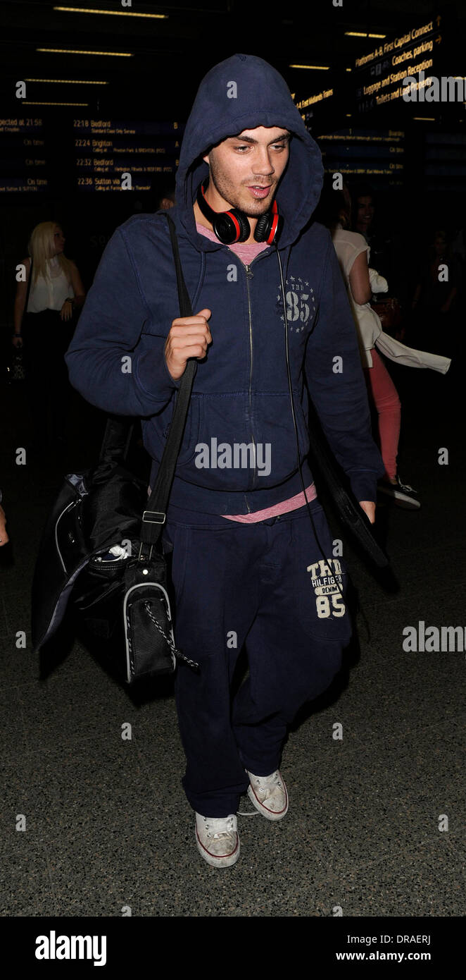 George adoring hi-res stock photography and images - Alamy