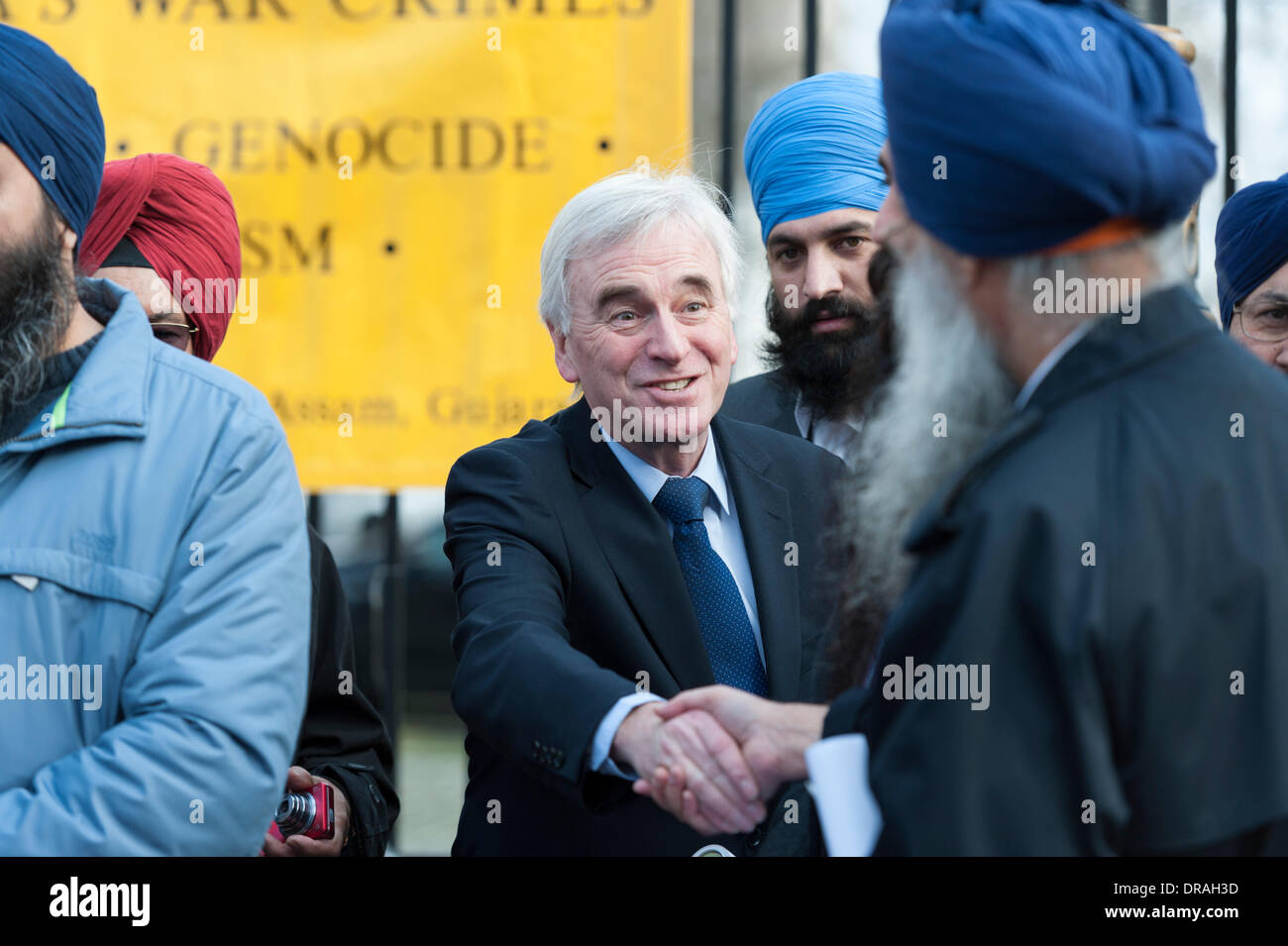 Golden temple amritsar 1984 hi-res stock photography and images - Alamy