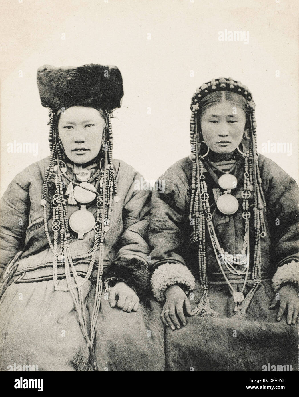 Two russian women hi-res stock photography and images - Alamy