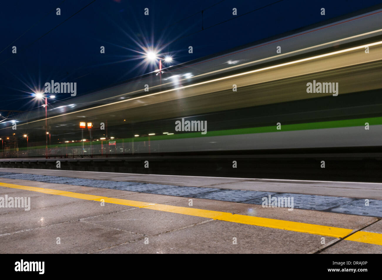 Highspeed train low angle hi-res stock photography and images - Alamy