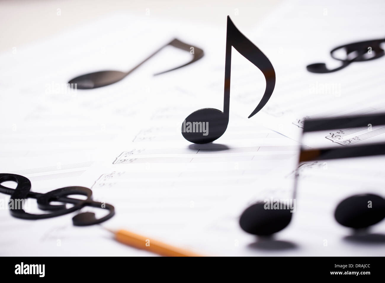 musical notes on musical papers Stock Photo - Alamy
