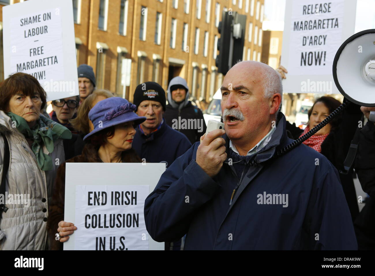 Dublin, Ireland. 22nd January 2014. Irish actor Donal O'Kelly addresses ...