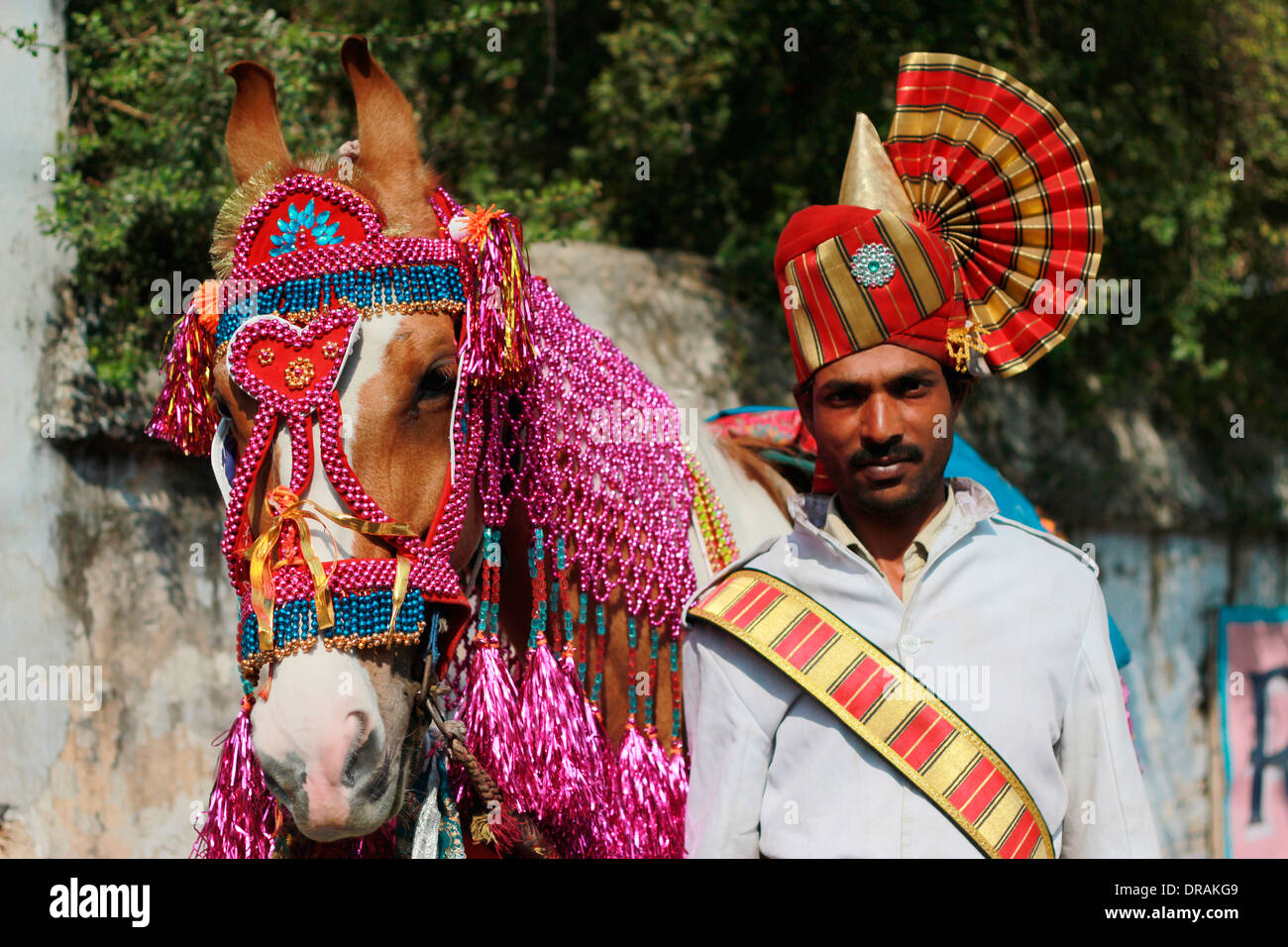 A man in traditional clothing in India Stock Photo - Alamy
