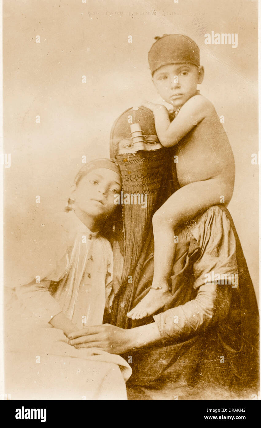 Family egypt hi-res stock photography and images - Alamy