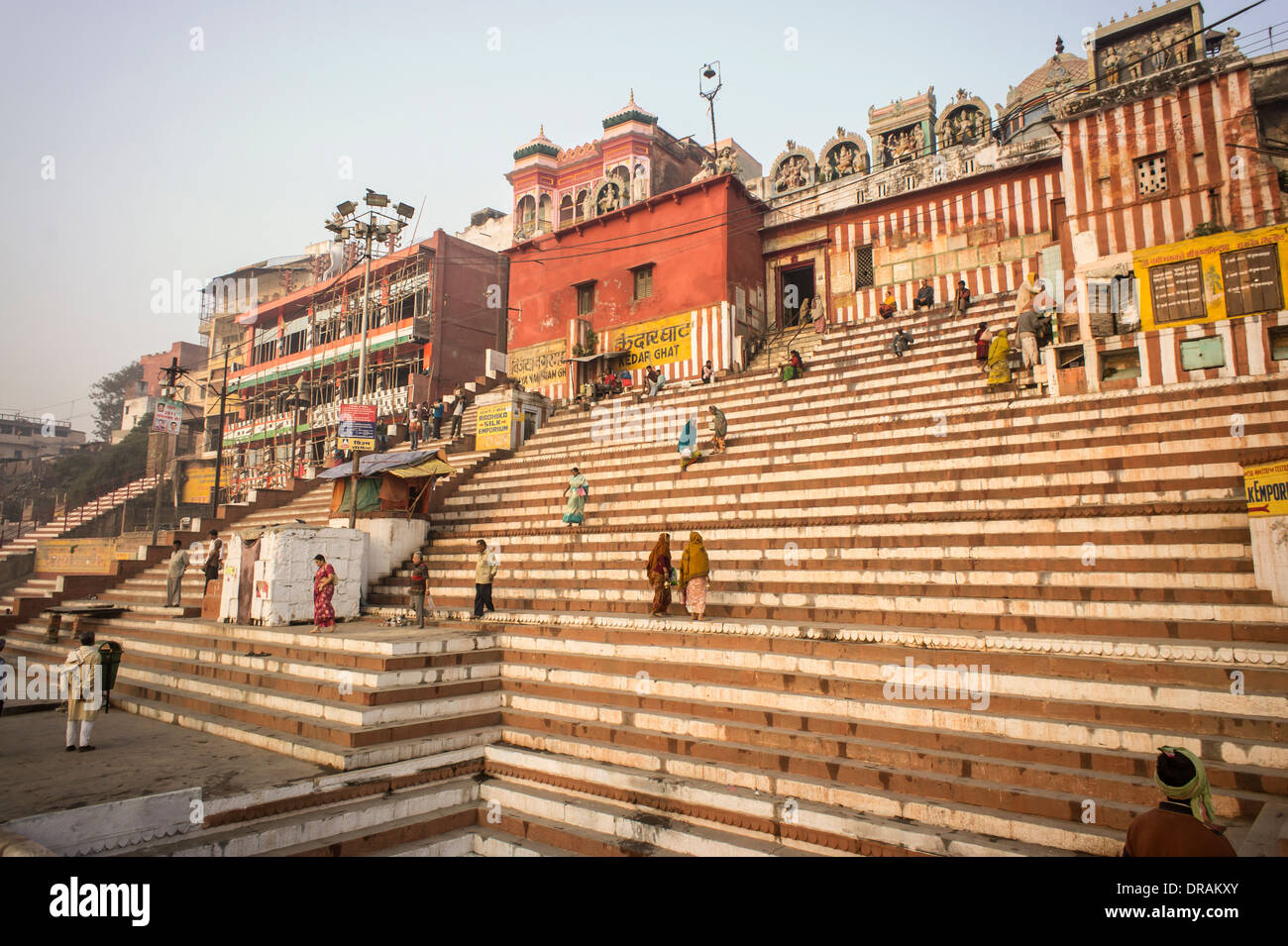 Benares india river ganges hi-res stock photography and images - Alamy