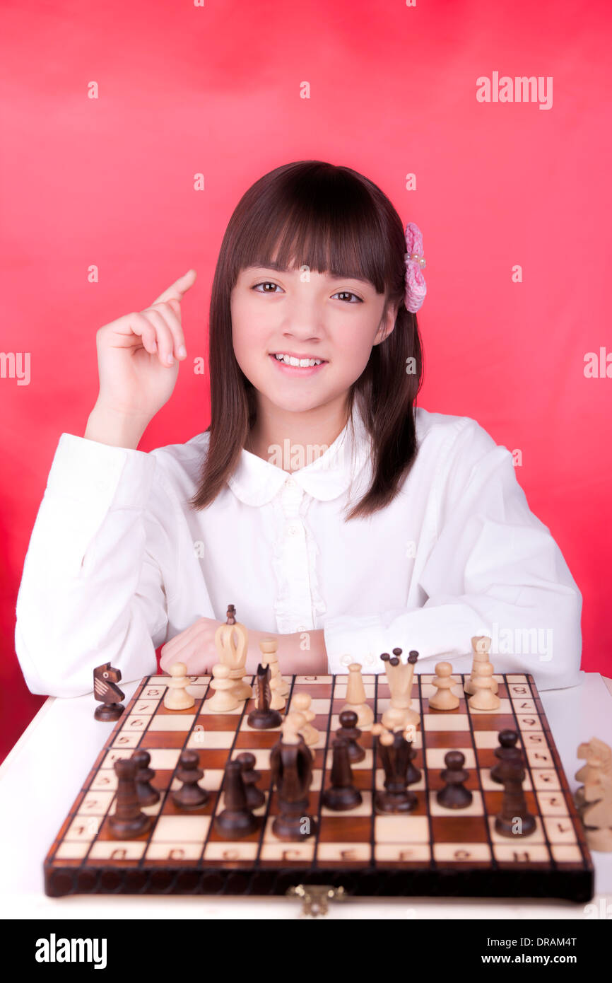 Girl playing chess competition hi-res stock photography and images - Alamy