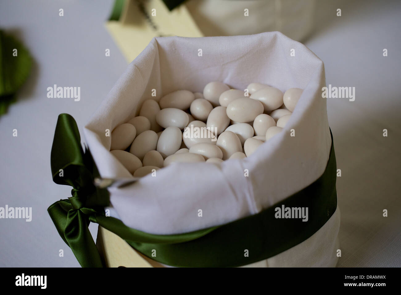 Comfits hi-res stock photography and images - Alamy