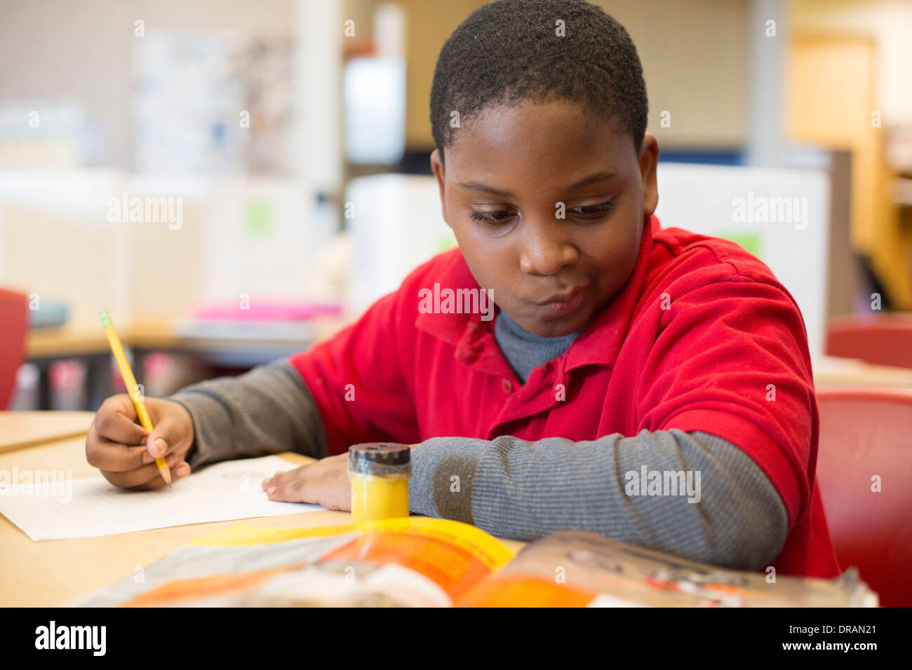 Third Graders Take A Test Stock Photo Alamy