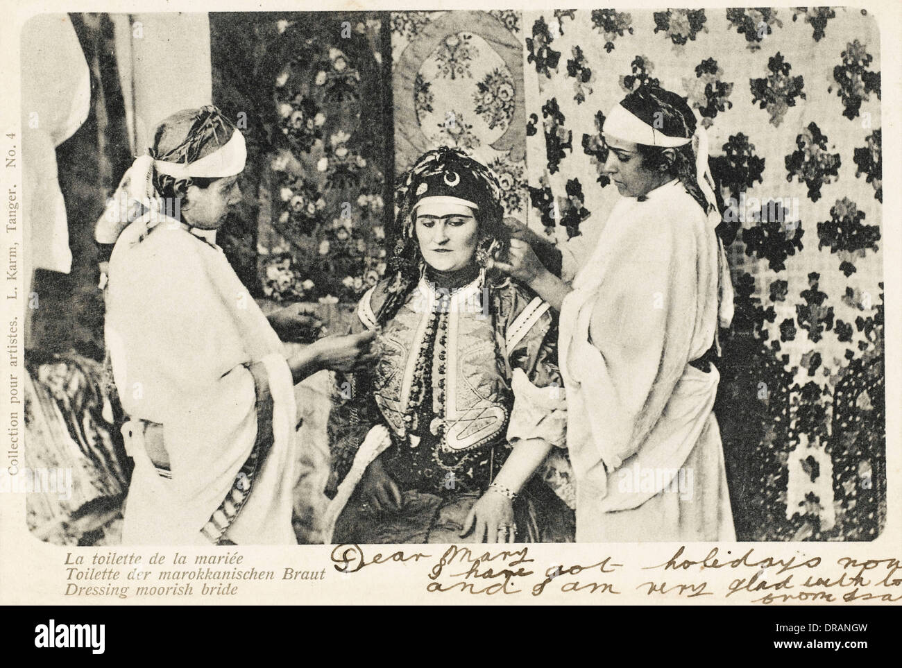 Moorish dress hi-res stock photography and images - Alamy