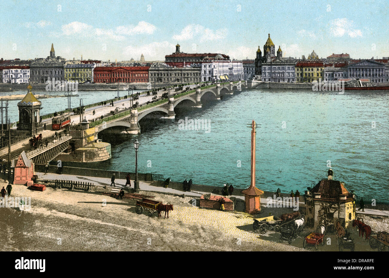 Neva river bridge in st petersburg hi-res stock photography and images ...