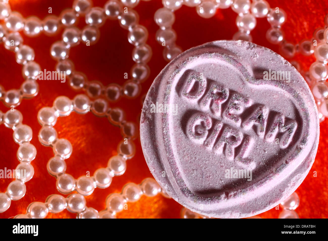 Love heart sweets hi-res stock photography and images - Alamy