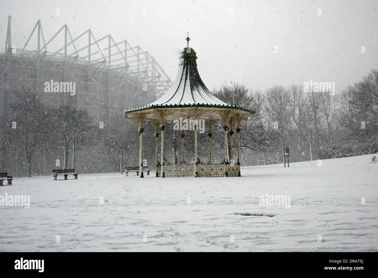 St james park newcastle snow hi-res stock photography and images - Alamy