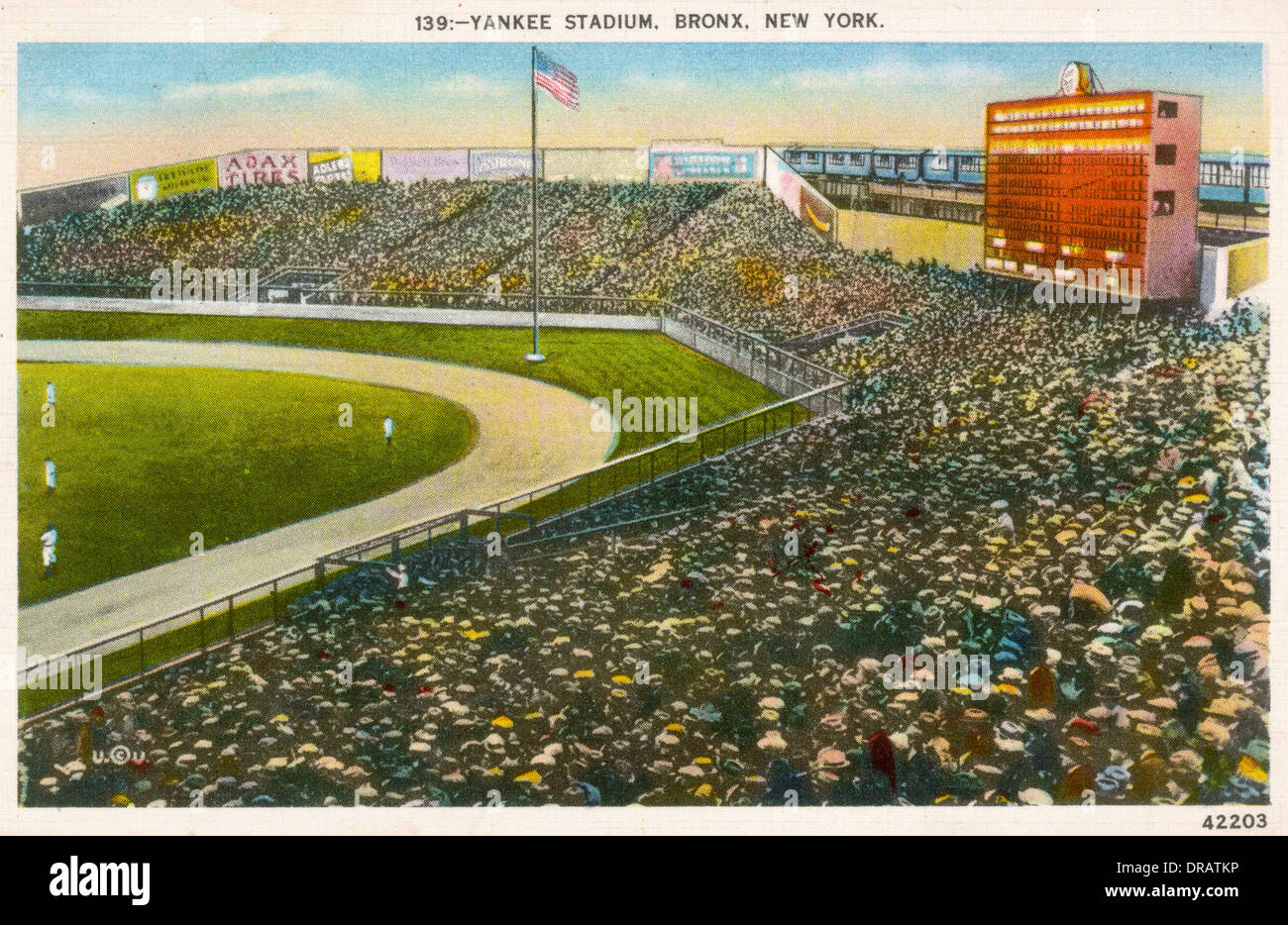 Original yankee stadium hi-res stock photography and images - Alamy