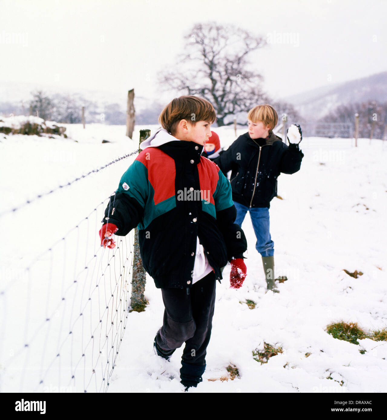 1990s children playing hi-res stock photography and images - Alamy