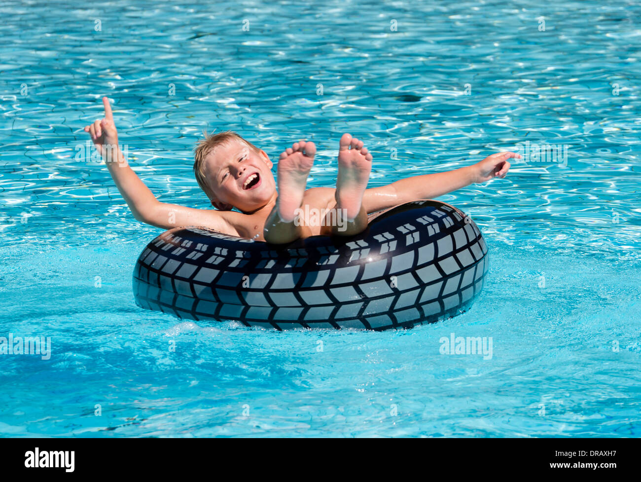 Summer outdoor pool hi-res stock photography and images - Alamy