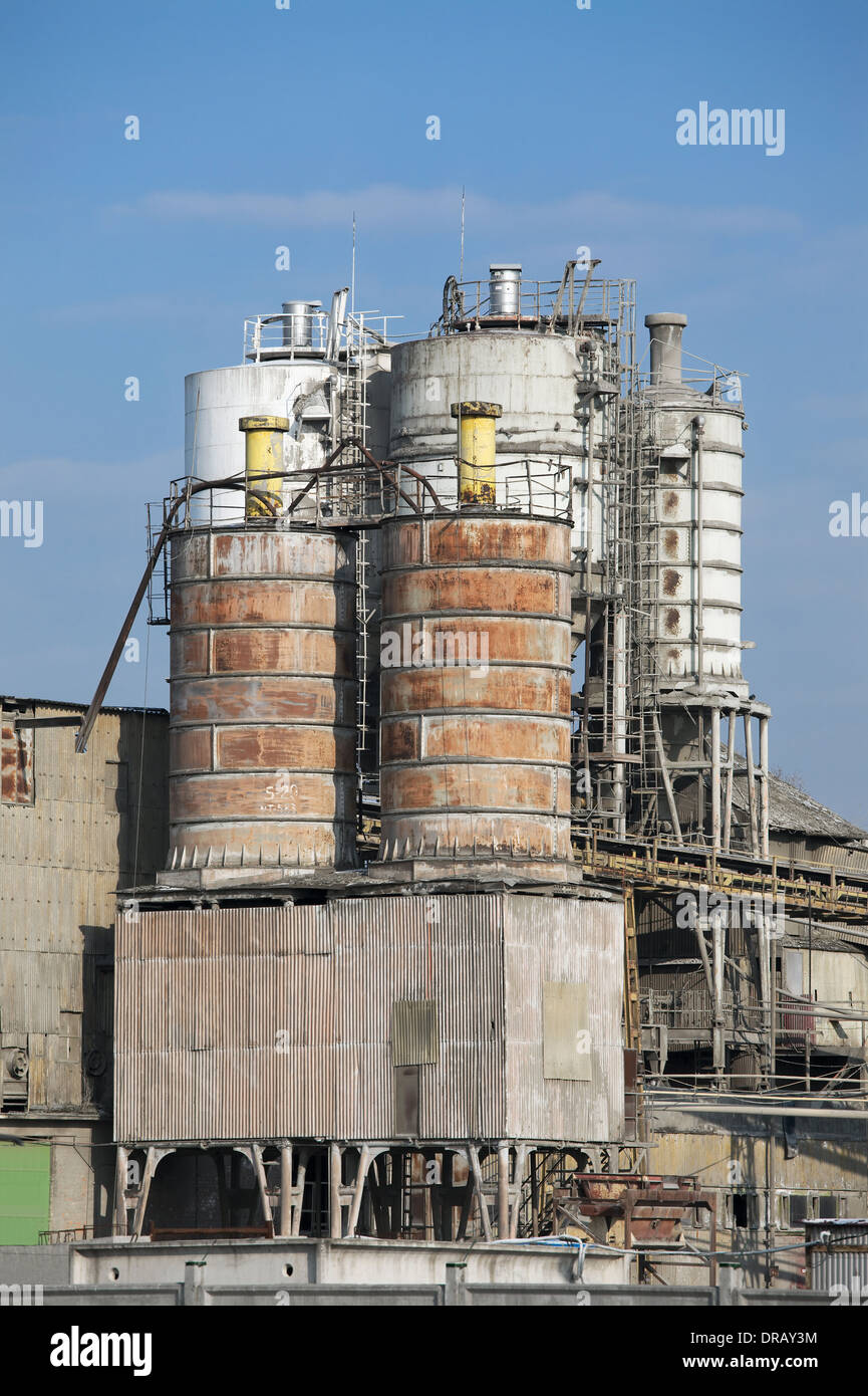 Run down industry hi-res stock photography and images - Alamy