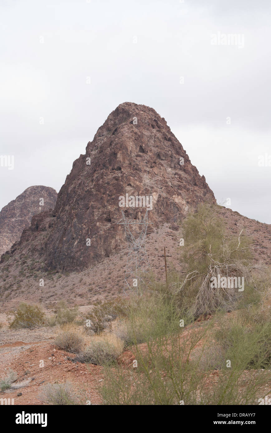 Beautiful rock formation in the Arizona Desert just north of Lake ...