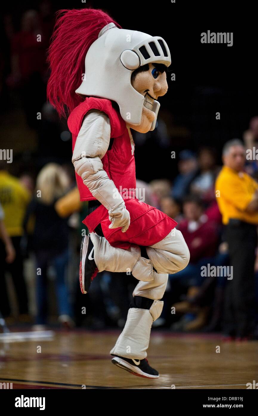 Rutgers scarlet knights mascot hi-res stock photography and images - Alamy