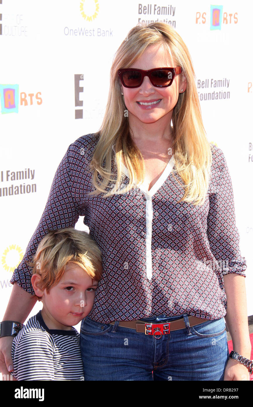 Jessica Capshaw And Family