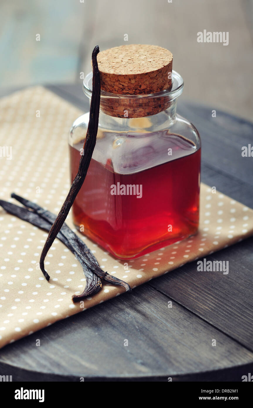 Vanilla extract bottle hi-res stock photography and images - Alamy
