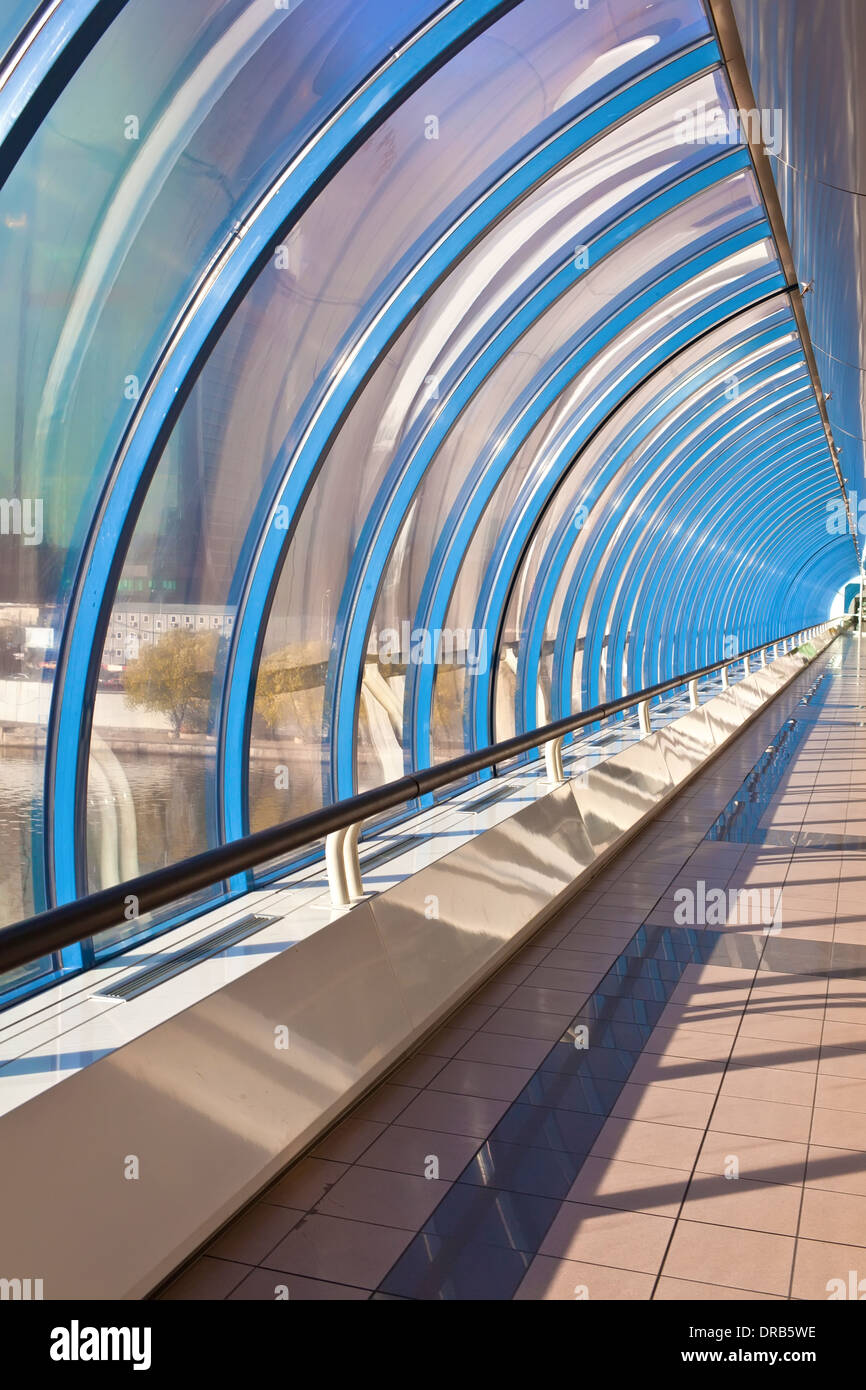 Office bridge hi-res stock photography and images - Alamy