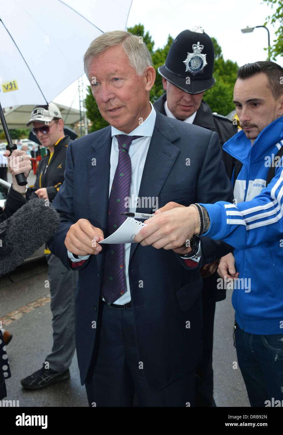 Sir Alex Ferguson arriving for the 2012 Wimbledon men's final between ...