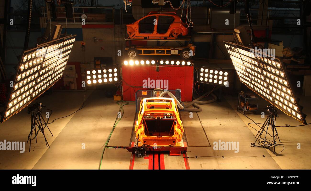 Car Impact Test High Resolution Stock Photography and Images - Alamy