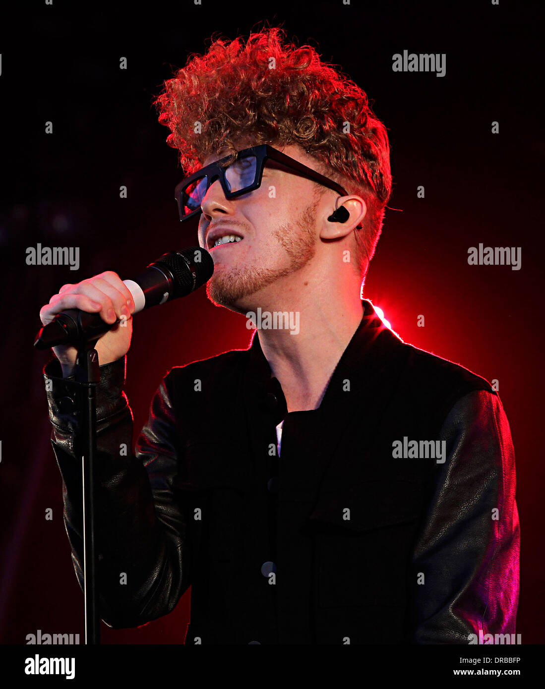 Soul singer and songwriter Gareth Daley performing on stage in the ...