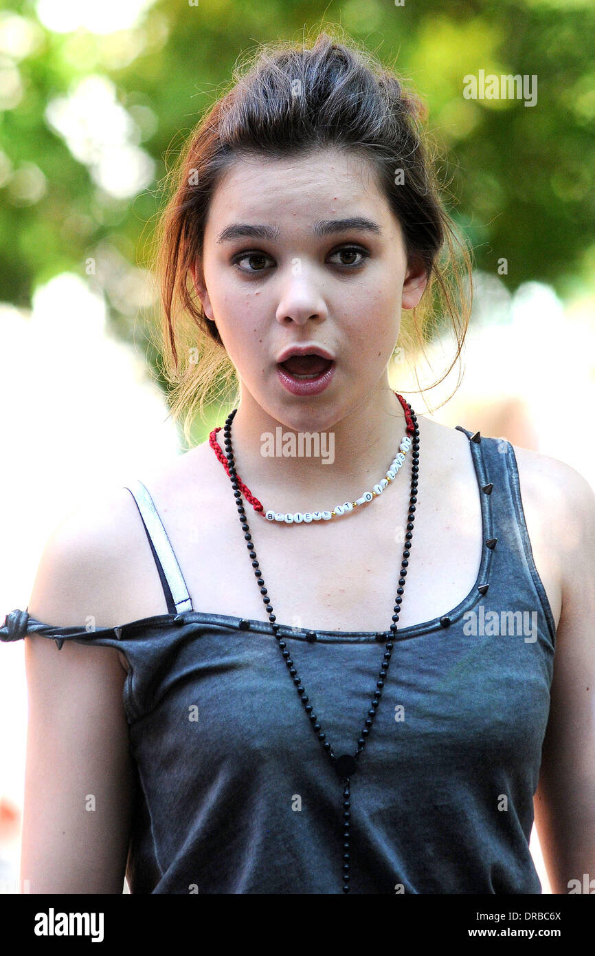 Hailee Steinfeld , filming on the set of her new movie 'Can a Song Save ...