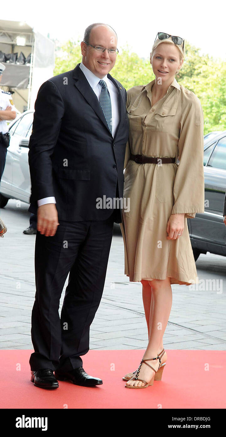 Prince Albert II of Monaco and his wife Princess Charlene of Monaco ...