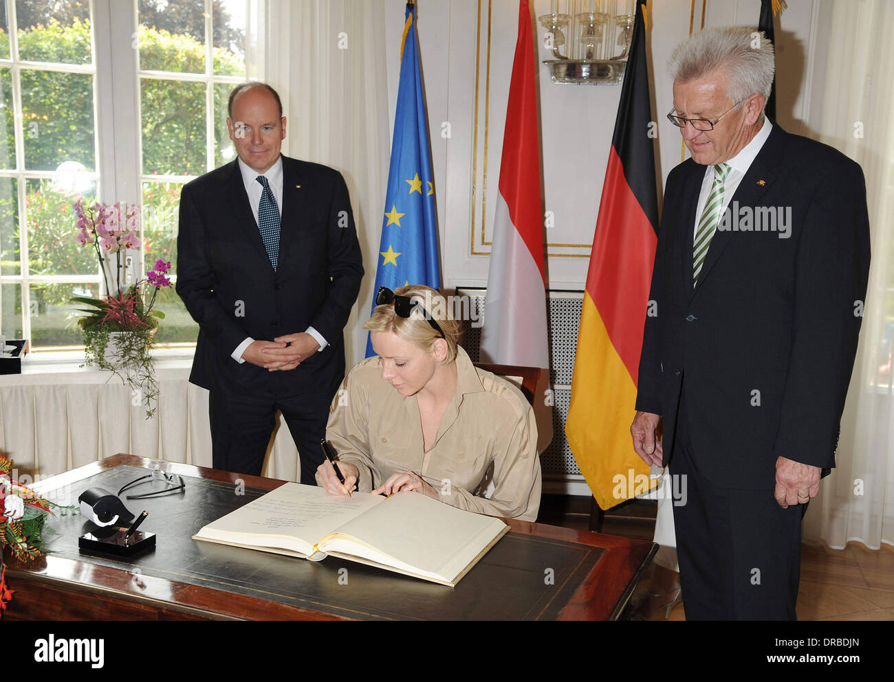 Prince Albert II of Monaco and his wife Princess Charlene of Monaco ...