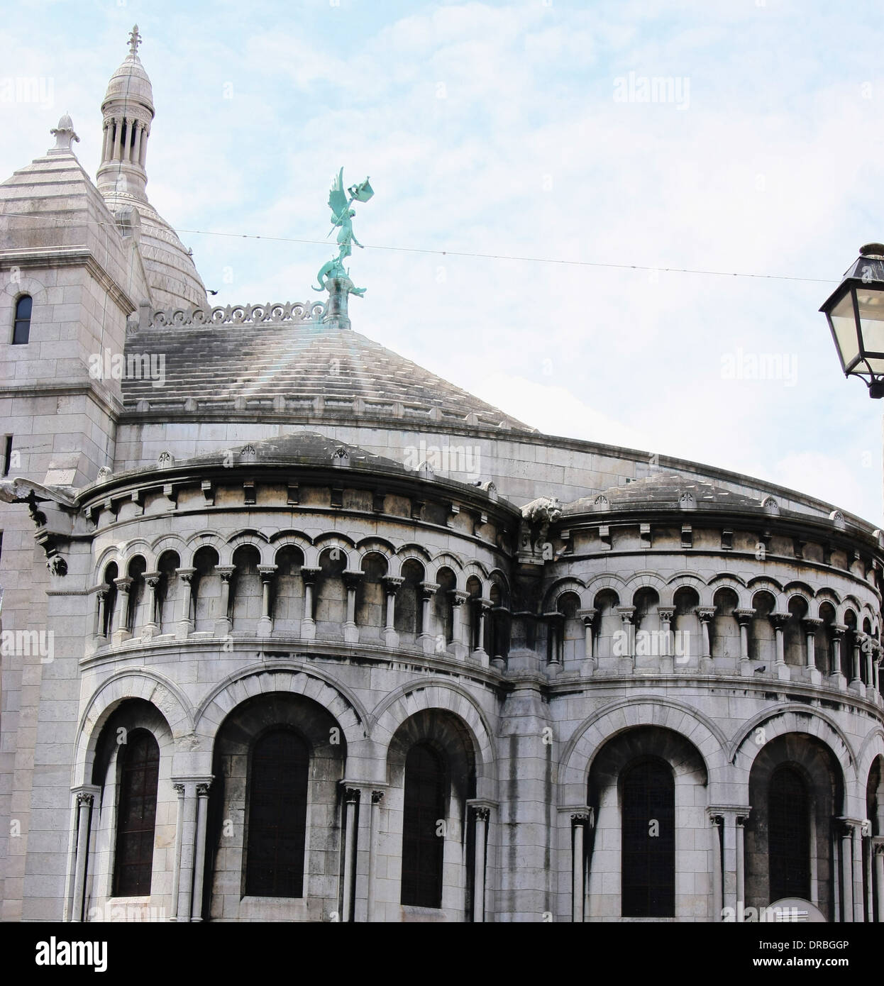 Paris white architecture hi-res stock photography and images - Alamy