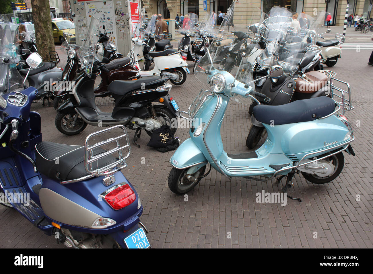 Mopeds and scooters hi-res stock photography and images - Alamy