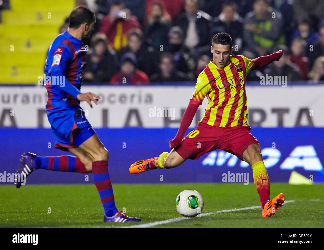 Tello barcelona hi-res stock photography and images - Alamy