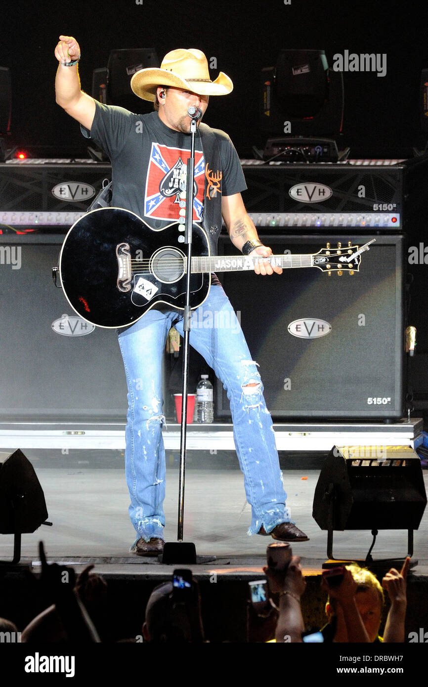 Jason Aldean performs at Molson Canadian Amphitheatre during his 'My ...