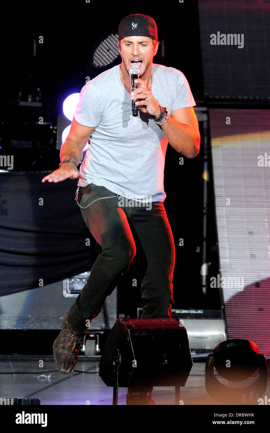 Luke Bryan performs at Molson Canadian Amphitheatre as opening support ...