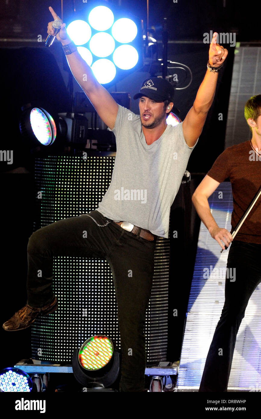 Luke Bryan performs at Molson Canadian Amphitheatre as opening support ...