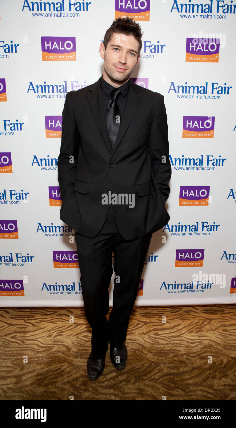 Beau Roberts Animalfair.com produces the most expensive pet wedding in ...