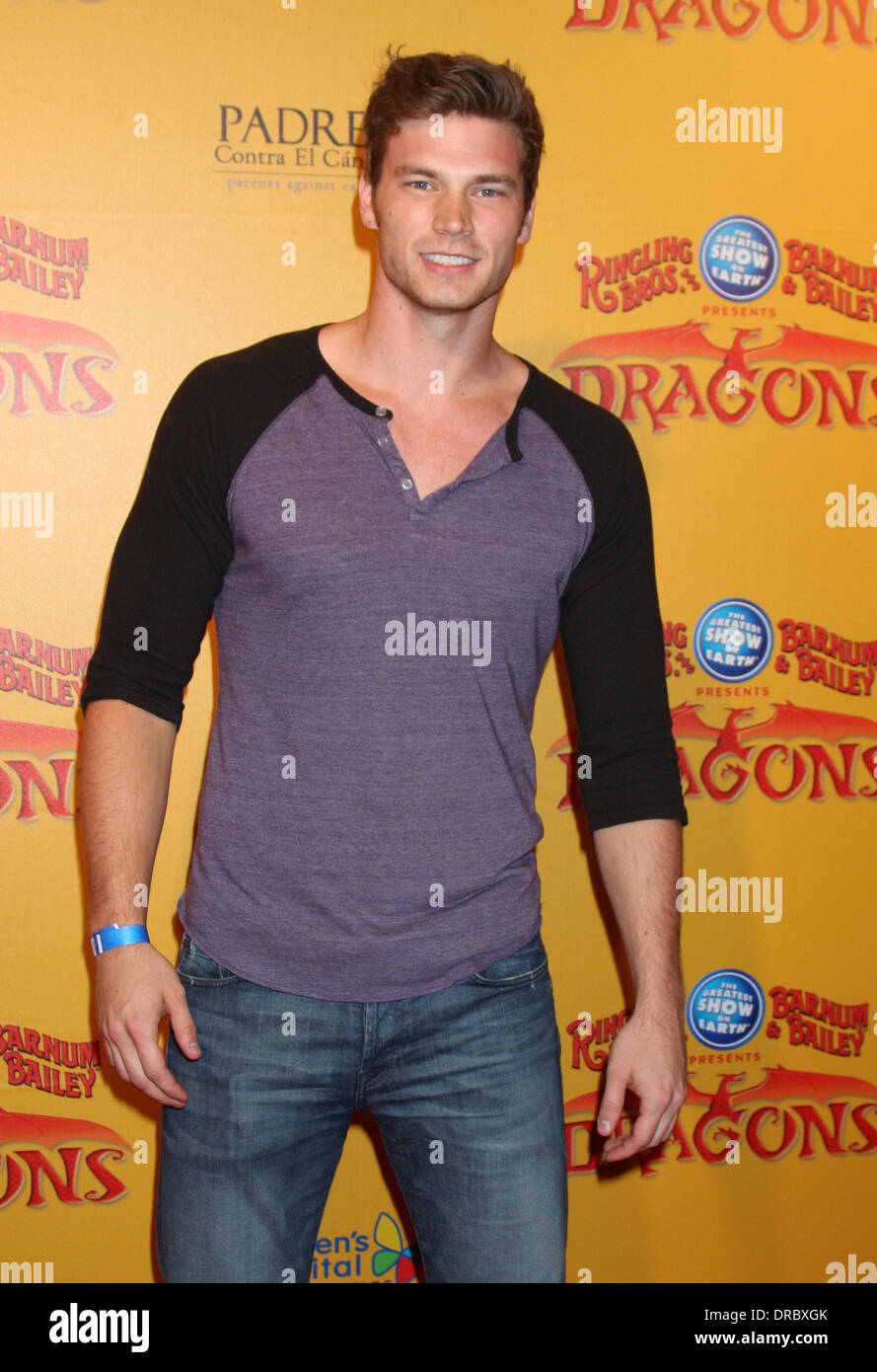 Derek Theler 'Dragons' presented by Ringling Bros. & Barnum & Bailey ...