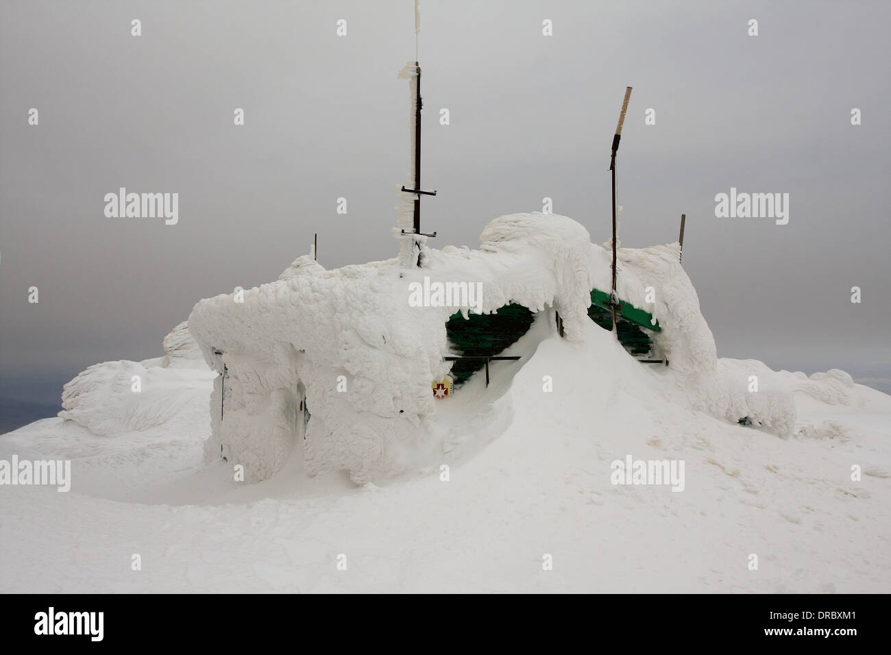 Frozen building hi-res stock photography and images - Alamy