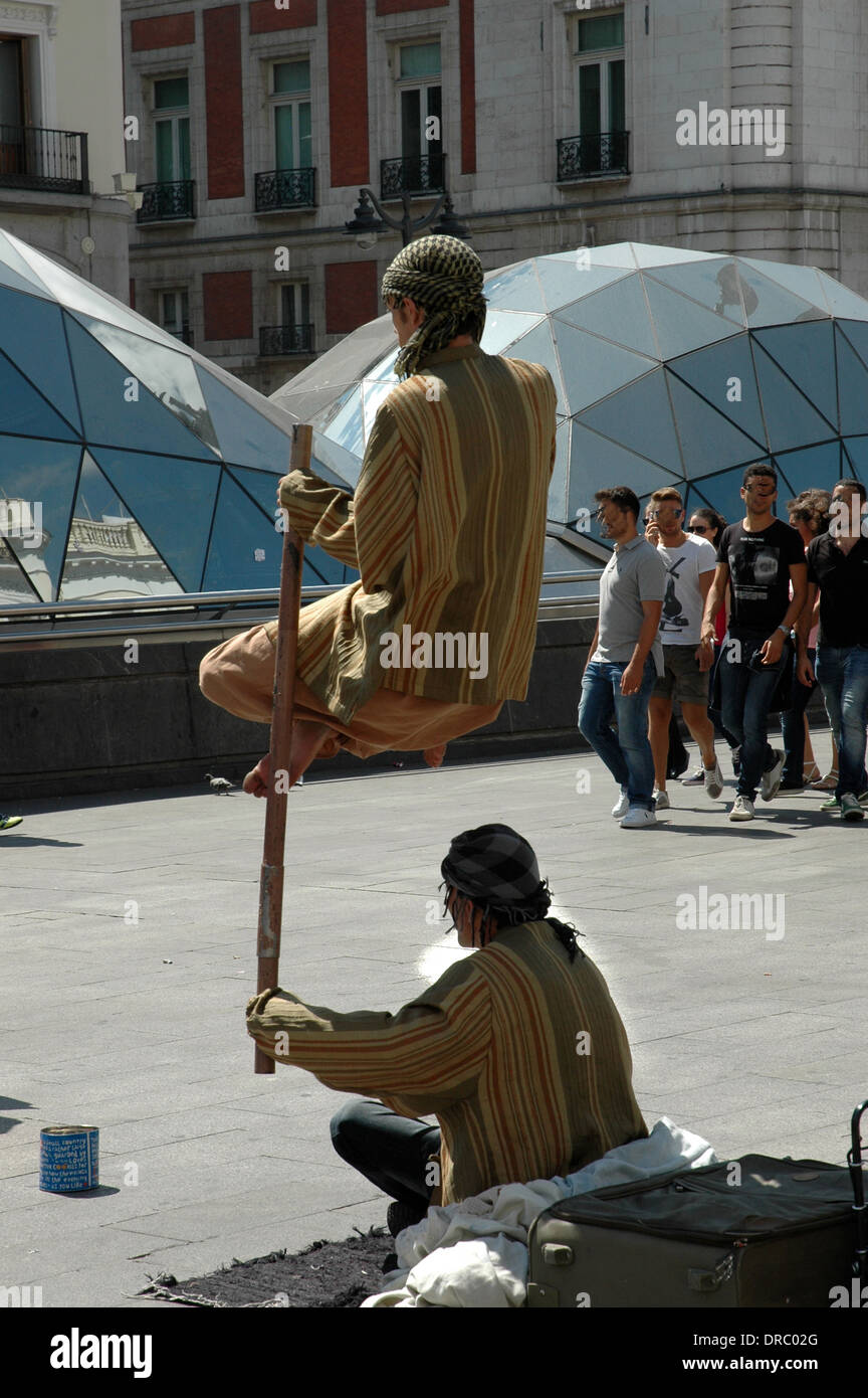 Spanish performers hi-res stock photography and images - Alamy