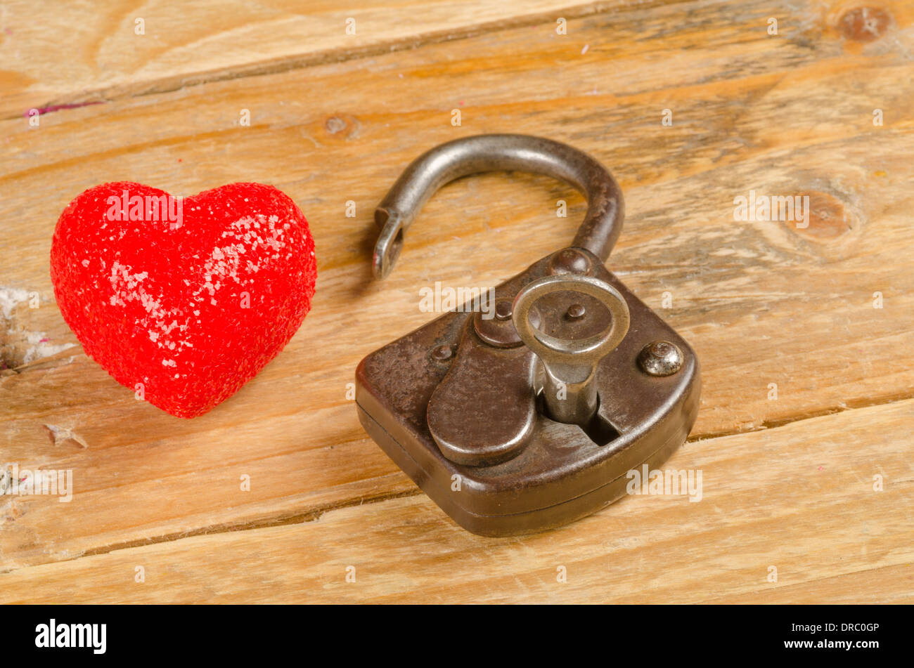 Loveheart lock hi-res stock photography and images - Alamy